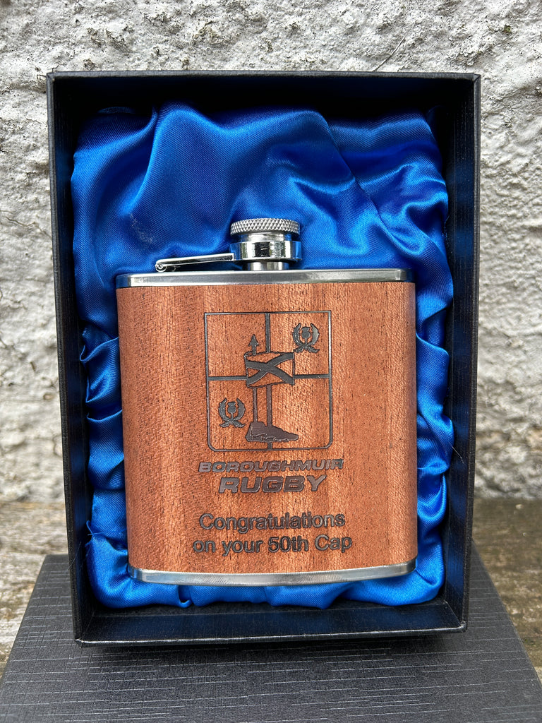 Personalised Wooden Hip Flasks – Oak & Black