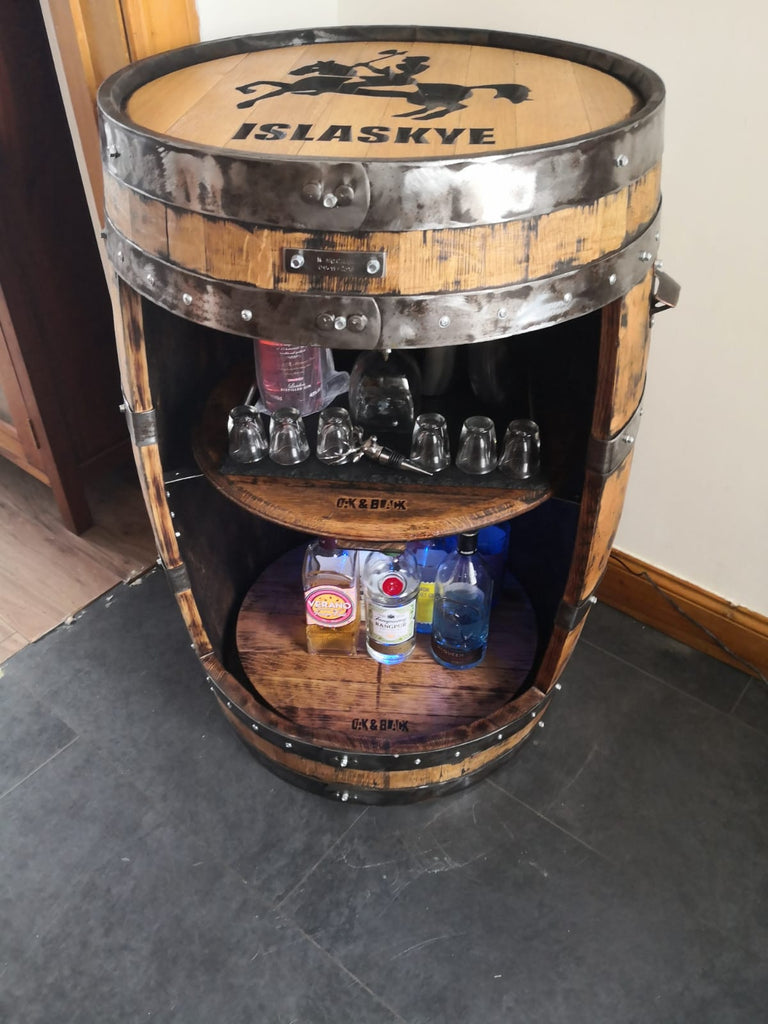 Design Your Barrel Bar – Oak & Black